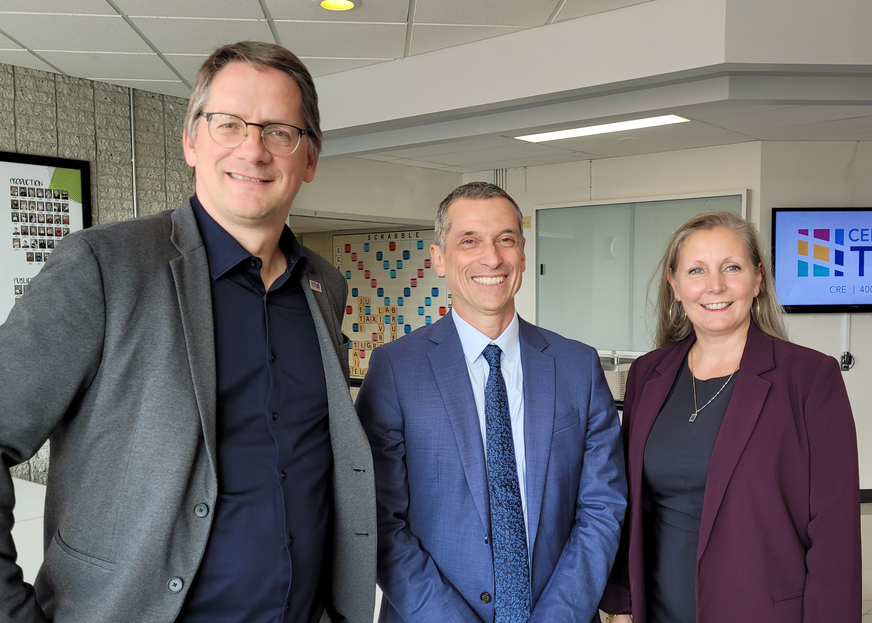 Le président-directeur général de la Fédération des cégeps de passage ...